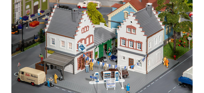 Station service Hesselbach - F130167 - Faller - Maquettes de batiments ...