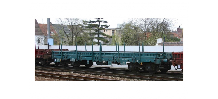 Wagon à bords plats REMMS livrée Turquoise avec plaques d'acier SNCB ...